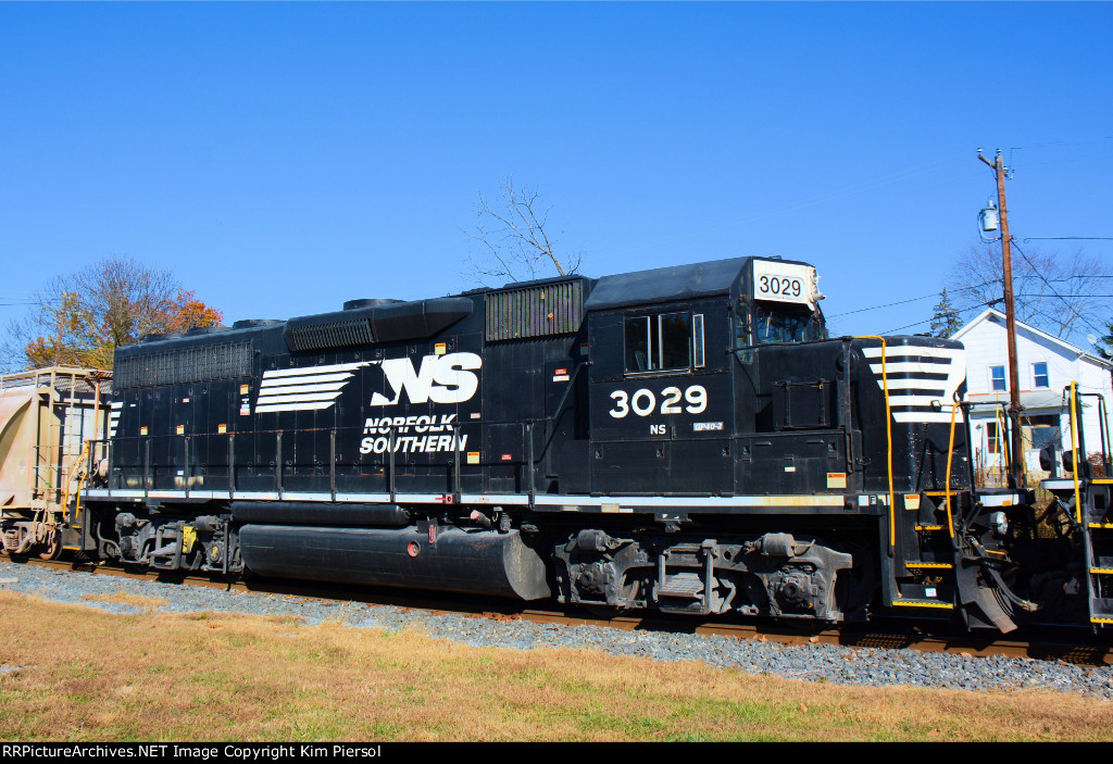 NS 3029 H76